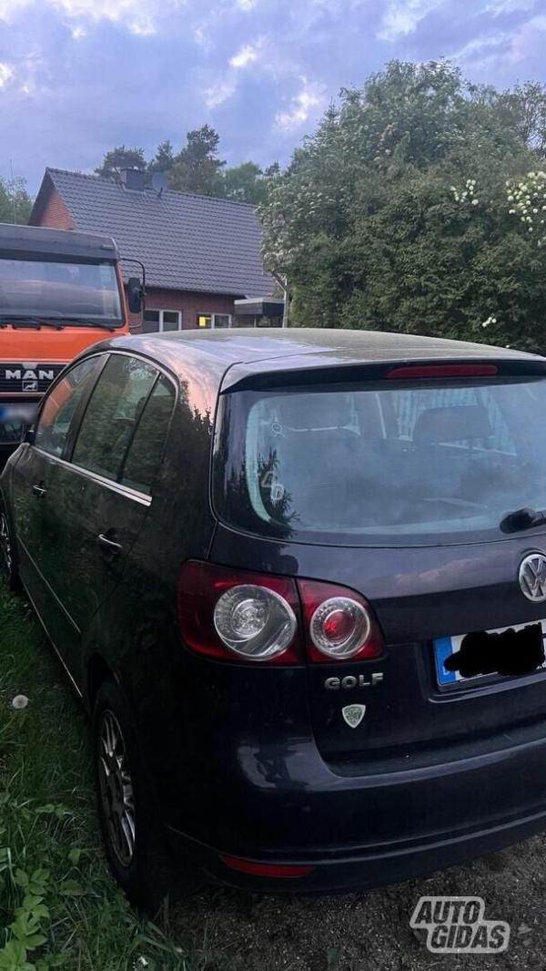 Black Volkswagen Golf Plus 2005 in Vilkaviskis, with an engine capacity of 1.90 L and mileage of 250 thousand km for 650 €, photo 3 on AUTOMOTO.COM.LV