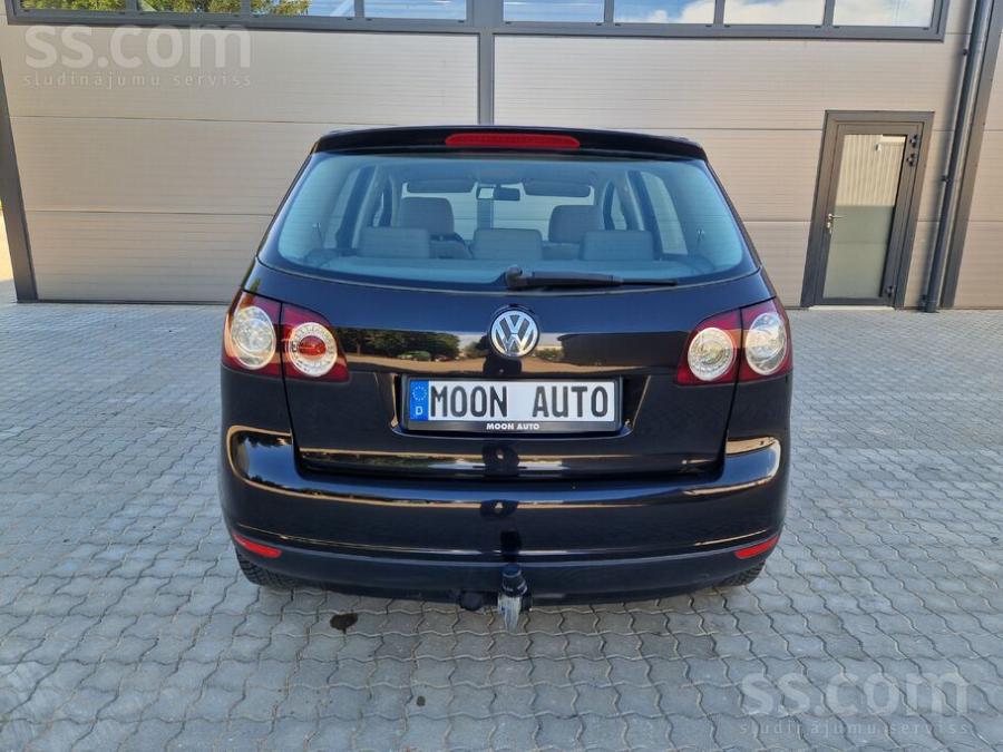Melns Volkswagen Golf Plus 2005 Liepāja, ar dzinēja tilpumu 1.60 L un nobraukumu 117 tūkst. km par 3790 €, foto 6 vietnē AUTOMOTO.COM.LV