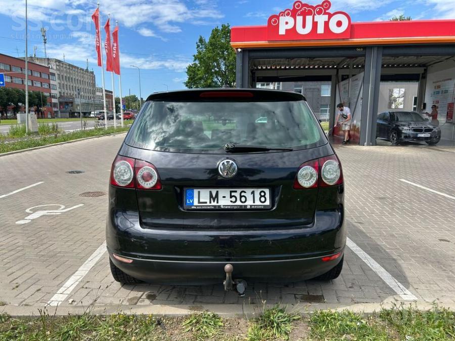 Black Volkswagen Golf Plus 2005 in Riga, with an engine capacity of 2.00 L and mileage of 288 thousand km for 2499 €, photo 6 on AUTOMOTO.COM.LV