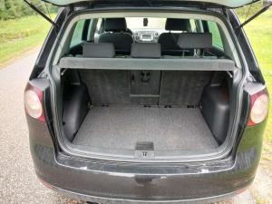 Melns Volkswagen Golf Plus 2005 Utena, ar dzinēja tilpumu 1.97 L un nobraukumu 318 tūkst. km par 2200 €, foto 16 vietnē AUTOMOTO.COM.LV