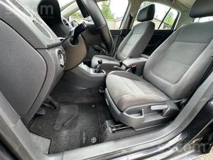 Black Volkswagen Golf Plus 2005 in Daugavpils, with an engine capacity of 2.00 L and mileage of 443 thousand km for 1500 €, photo 15 on AUTOMOTO.COM.LV