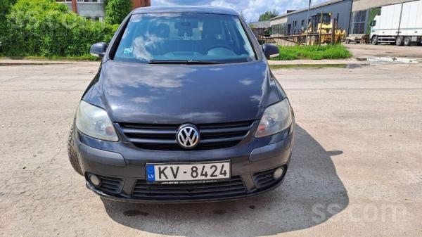 Melns Volkswagen Golf Plus 2006 Aizkraukle, ar dzinēja tilpumu 2.00 L un nobraukumu 376 tūkst. km par 850 €, foto 2 vietnē AUTOMOTO.COM.LV