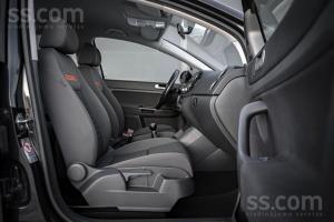 Melns Volkswagen Golf Plus 2006 Rīga, ar dzinēja tilpumu 1.60 L un nobraukumu 0 tūkst. km par 4990 €, foto 12 vietnē AUTOMOTO.COM.LV