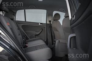 Melns Volkswagen Golf Plus 2006 Rīga, ar dzinēja tilpumu 1.60 L un nobraukumu 0 tūkst. km par 4990 €, foto 15 vietnē AUTOMOTO.COM.LV