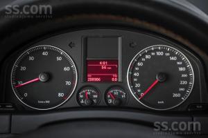 Melns Volkswagen Golf Plus 2006 Rīga, ar dzinēja tilpumu 1.60 L un nobraukumu 0 tūkst. km par 4990 €, foto 20 vietnē AUTOMOTO.COM.LV