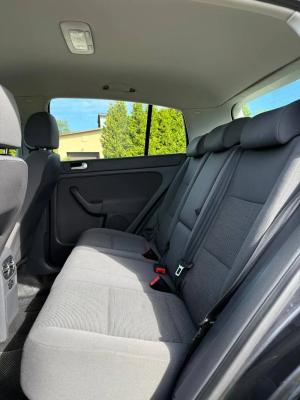 Melns Volkswagen Golf Plus 2006 Rīga, ar dzinēja tilpumu 2.00 L un nobraukumu 260 tūkst. km par 2100 €, foto 14 vietnē AUTOMOTO.COM.LV