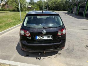 Black Volkswagen Golf Plus 2006 in Vilnius, with an engine capacity of 1.90 L and mileage of 245 thousand km for 800 €, photo 8 on AUTOMOTO.COM.LV
