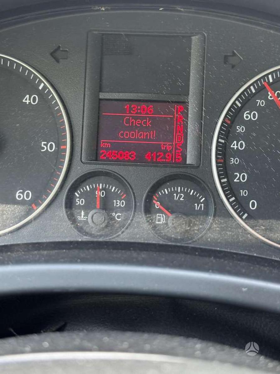 Black Volkswagen Golf Plus 2006 in Vilnius, with an engine capacity of 1.90 L and mileage of 245 thousand km for 800 €, photo 13 on AUTOMOTO.COM.LV