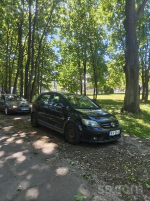 Black Volkswagen Golf Plus 2006 in Riga, with an engine capacity of 2.00 L and mileage of 379 thousand km for 550 €, photo  on AUTOMOTO.COM.LV