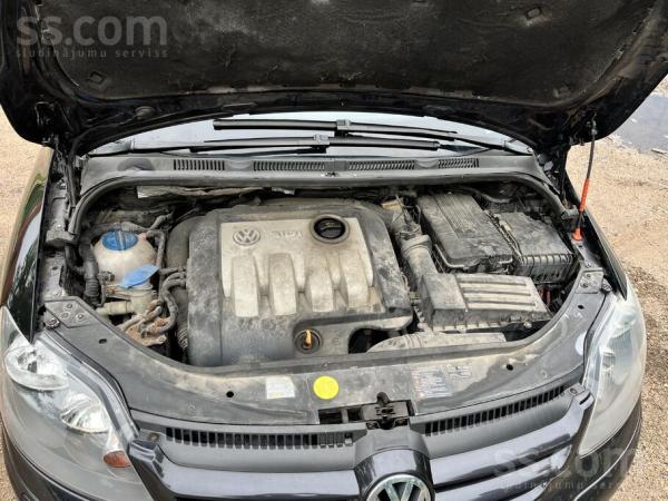 Melns Volkswagen Golf Plus 2006 Cēsis, ar dzinēja tilpumu 1.90 L un nobraukumu 299 tūkst. km par 1600 €, foto 7 vietnē AUTOMOTO.COM.LV