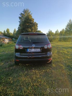 Melns Volkswagen Golf Plus 2006 Rēzekne, ar dzinēja tilpumu 1.90 L un nobraukumu 278 tūkst. km par 2999 €, foto 14 vietnē AUTOMOTO.COM.LV