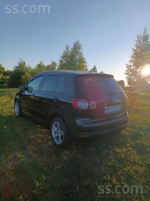 Melns Volkswagen Golf Plus 2006 Rēzekne, ar dzinēja tilpumu 1.90 L un nobraukumu 278 tūkst. km par 2999 €, foto 15 vietnē AUTOMOTO.COM.LV