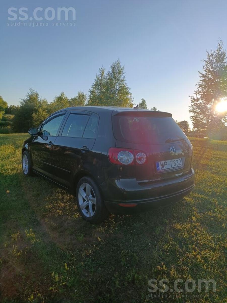 Melns Volkswagen Golf Plus 2006 Rēzekne, ar dzinēja tilpumu 1.90 L un nobraukumu 278 tūkst. km par 2999 €, foto 15 vietnē AUTOMOTO.COM.LV