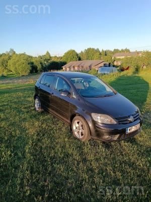 Melns Volkswagen Golf Plus 2006 Rēzekne, ar dzinēja tilpumu 1.90 L un nobraukumu 278 tūkst. km par 2999 €, foto 17 vietnē AUTOMOTO.COM.LV