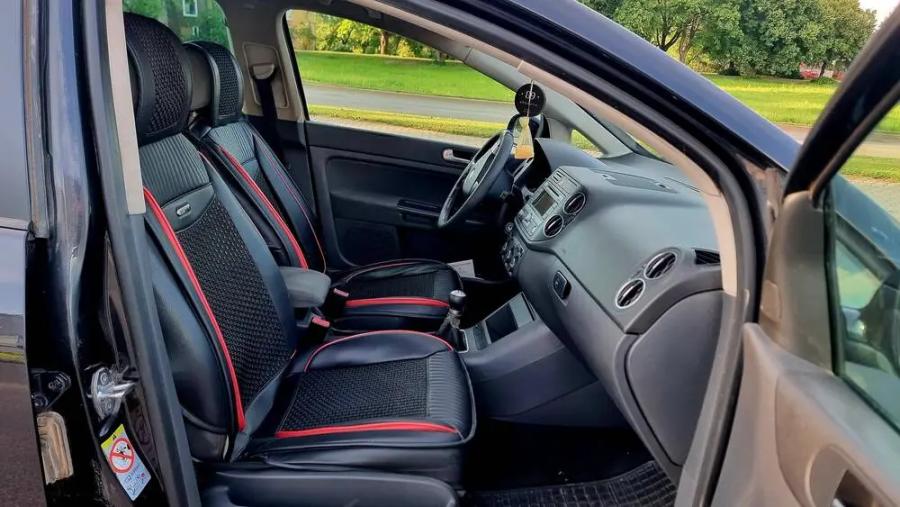 Melns Volkswagen Golf Plus 2006 Cēsis, ar dzinēja tilpumu 1.90 L un nobraukumu 308 tūkst. km par 2200 €, foto 18 vietnē AUTOMOTO.COM.LV