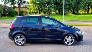 Melns Volkswagen Golf Plus 2006 Cēsis, ar dzinēja tilpumu 1.90 L un nobraukumu 308 tūkst. km par 2200 €, foto 6 vietnē AUTOMOTO.COM.LV