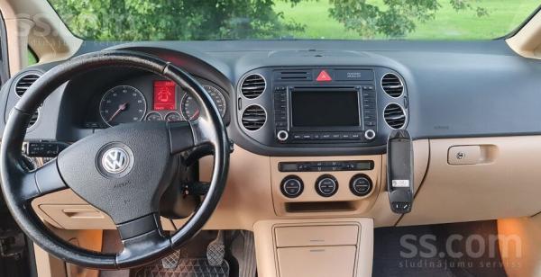 Melns Volkswagen Golf Plus 2006 Ventspils, ar dzinēja tilpumu 2.00 L un nobraukumu 294 tūkst. km par 550 €, foto 6 vietnē AUTOMOTO.COM.LV