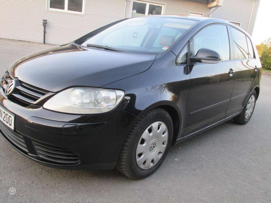 Black Volkswagen Golf Plus 2006 in Kelme, with an engine capacity of 1.97 L and mileage of 267 thousand km for 1950 €, photo 1 on AUTOMOTO.COM.LV