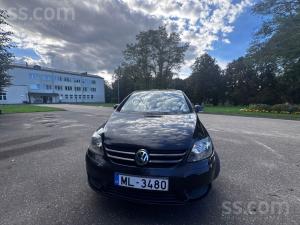Melns Volkswagen Golf Plus 2006 Daugavpils, ar dzinēja tilpumu 1.90 L un nobraukumu 288 tūkst. km par 2200 €, foto 6 vietnē AUTOMOTO.COM.LV