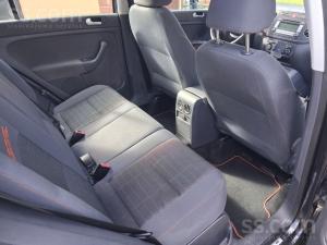 Black Volkswagen Golf Plus 2006 in Riga, with an engine capacity of 1.60 L and mileage of 211 thousand km for 1600 €, photo 6 on AUTOMOTO.COM.LV