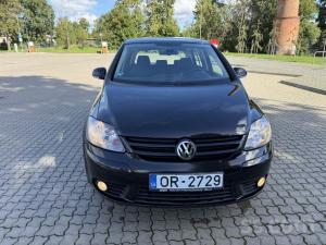 Black Volkswagen Golf Plus 2006 in Saldus, with an engine capacity of 1.90 L and mileage of 291 thousand km for 3090 €, photo  on AUTOMOTO.COM.LV