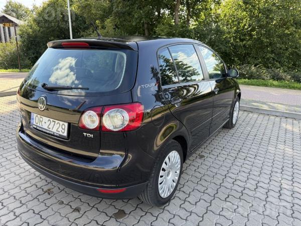 Melns Volkswagen Golf Plus 2006 Saldus, ar dzinēja tilpumu 1.90 L un nobraukumu 291 tūkst. km par 3090 €, foto 8 vietnē AUTOMOTO.COM.LV