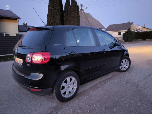 Melns Volkswagen Golf Plus 2007 Utena, ar dzinēja tilpumu 1.90 L un nobraukumu 273 tūkst. km par 1950 €, foto 10 vietnē AUTOMOTO.COM.LV
