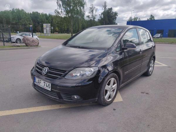 Black Volkswagen Golf Plus 2007 in Kaunas, with an engine capacity of 1.90 L and mileage of 162 thousand km for 1149 €, photo 1 on AUTOMOTO.COM.LV