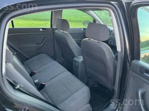 Black Volkswagen Golf Plus 2007 in Valmiera, with an engine capacity of 1.90 L and mileage of 330 thousand km for 1950 €, photo 10 on AUTOMOTO.COM.LV