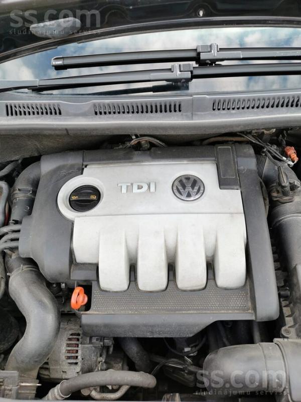 Black Volkswagen Golf Plus 2007 in Daugavpils, with an engine capacity of 1.90 L and mileage of 280 thousand km for 3100 €, photo 5 on AUTOMOTO.COM.LV