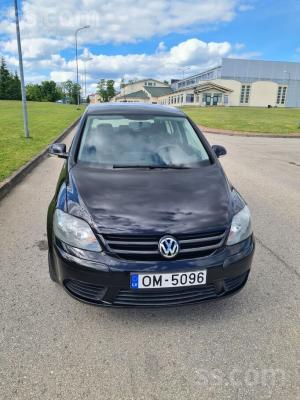 Black Volkswagen Golf Plus 2007 in Ludza, with an engine capacity of 1.90 L and mileage of 0 thousand km for 3850 €, photo 7 on AUTOMOTO.COM.LV