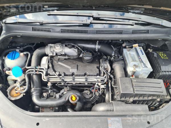 Melns Volkswagen Golf Plus 2007 Ludza, ar dzinēja tilpumu 1.90 L un nobraukumu 0 tūkst. km par 3850 €, foto 7 vietnē AUTOMOTO.COM.LV