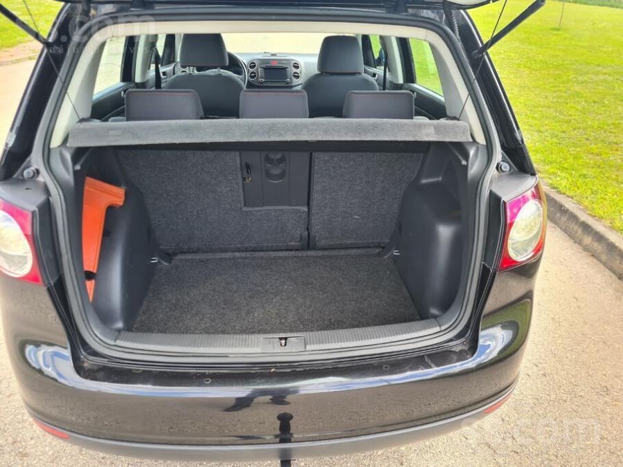 Black Volkswagen Golf Plus 2007 in Ludza, with an engine capacity of 1.90 L and mileage of 0 thousand km for 3850 €, photo 11 on AUTOMOTO.COM.LV