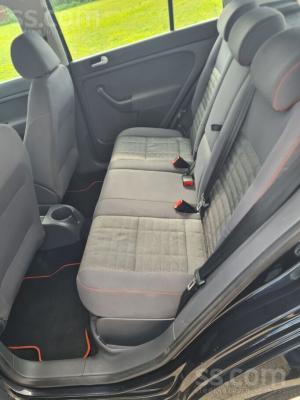 Black Volkswagen Golf Plus 2007 in Ludza, with an engine capacity of 1.90 L and mileage of 0 thousand km for 3850 €, photo 12 on AUTOMOTO.COM.LV