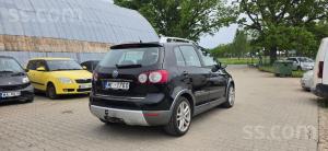 Black Volkswagen Golf Plus 2007 in Valmiera, with an engine capacity of 1.60 L and mileage of 270 thousand km for 2000 €, photo 4 on AUTOMOTO.COM.LV