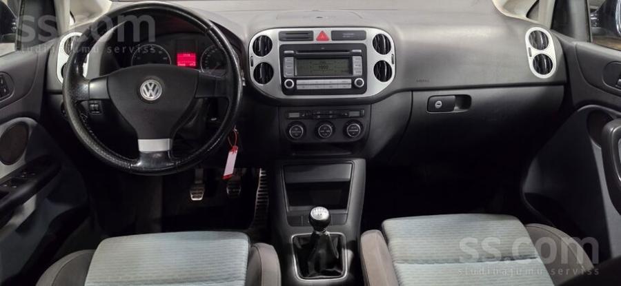 Black Volkswagen Golf Plus 2007 in Valmiera, with an engine capacity of 1.60 L and mileage of 270 thousand km for 2000 €, photo 8 on AUTOMOTO.COM.LV
