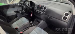 Black Volkswagen Golf Plus 2007 in Valmiera, with an engine capacity of 1.60 L and mileage of 270 thousand km for 2000 €, photo 10 on AUTOMOTO.COM.LV