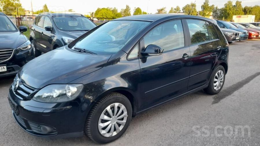 Melns Volkswagen Golf Plus 2007 Rīga, ar dzinēja tilpumu 1.90 L un nobraukumu 220 tūkst. km par 3700 €, foto 6 vietnē AUTOMOTO.COM.LV