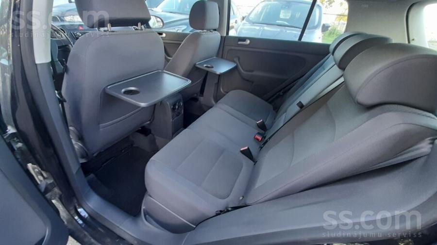 Melns Volkswagen Golf Plus 2007 Rīga, ar dzinēja tilpumu 1.90 L un nobraukumu 220 tūkst. km par 3700 €, foto 13 vietnē AUTOMOTO.COM.LV