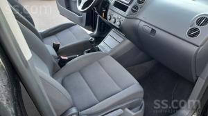 Black Volkswagen Golf Plus 2007 in Riga, with an engine capacity of 1.90 L and mileage of 220 thousand km for 3700 €, photo 22 on AUTOMOTO.COM.LV