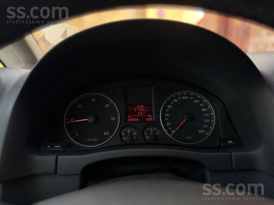 Черный Фольксваген Гольф Плюс 2007 в Цесис, объемом двигателя 1.90 л и пробегом 347 тыс. км за 2990 €, фото 23 на AUTOMOTO.COM.LV