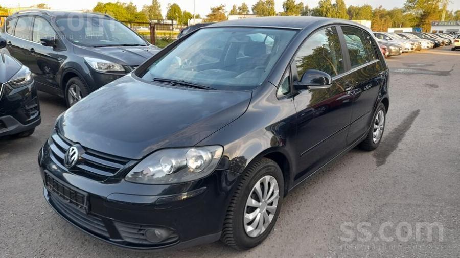 Melns Volkswagen Golf Plus 2007 Rīga, ar dzinēja tilpumu 1.90 L un nobraukumu 220 tūkst. km par 3700 €, foto 5 vietnē AUTOMOTO.COM.LV