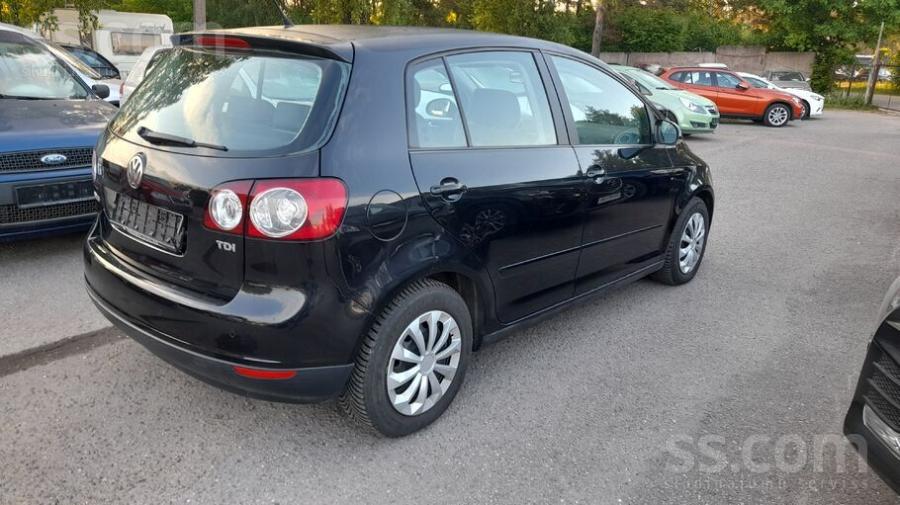 Melns Volkswagen Golf Plus 2007 Rīga, ar dzinēja tilpumu 1.90 L un nobraukumu 220 tūkst. km par 3700 €, foto 8 vietnē AUTOMOTO.COM.LV