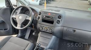 Black Volkswagen Golf Plus 2007 in Riga, with an engine capacity of 1.90 L and mileage of 220 thousand km for 3700 €, photo 30 on AUTOMOTO.COM.LV