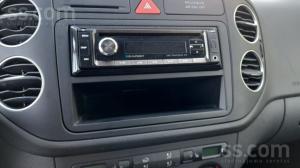 Melns Volkswagen Golf Plus 2007 Rīga, ar dzinēja tilpumu 1.90 L un nobraukumu 220 tūkst. km par 3700 €, foto 17 vietnē AUTOMOTO.COM.LV