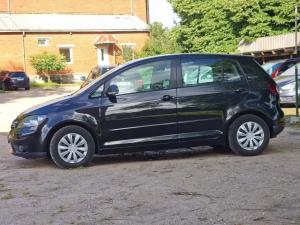 Black Volkswagen Golf Plus 2007 in Grobiņa, with an engine capacity of 1.90 L and mileage of 287 thousand km for 3800 €, photo 3 on AUTOMOTO.COM.LV