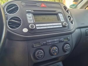 Black Volkswagen Golf Plus 2007 in Grobiņa, with an engine capacity of 1.90 L and mileage of 287 thousand km for 3800 €, photo 16 on AUTOMOTO.COM.LV