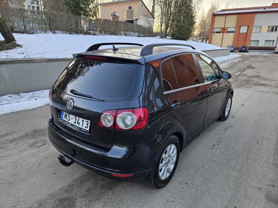 Черный Фольксваген Гольф Плюс 2007 в Екабпилс, объемом двигателя 1.90 л и пробегом 269 тыс. км за 2390 €, фото 5 на AUTOMOTO.COM.LV
