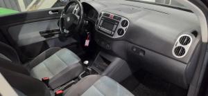 Melns Volkswagen Golf Plus 2007 Valmiera, ar dzinēja tilpumu 1.60 L un nobraukumu 270 tūkst. km par 2000 €, foto 10 vietnē AUTOMOTO.COM.LV