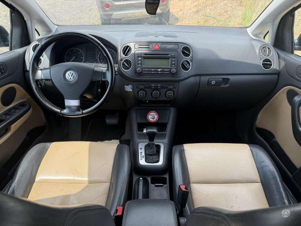 Black Volkswagen Golf Plus 2007 in Alytus, with an engine capacity of 1.97 L and mileage of 325 thousand km for 1950 €, photo 7 on AUTOMOTO.COM.LV